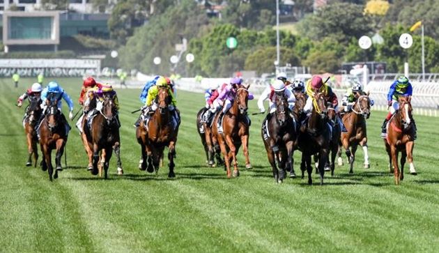 Three Best Moments In The History Of The Melbourne Cup - Racing Dudes